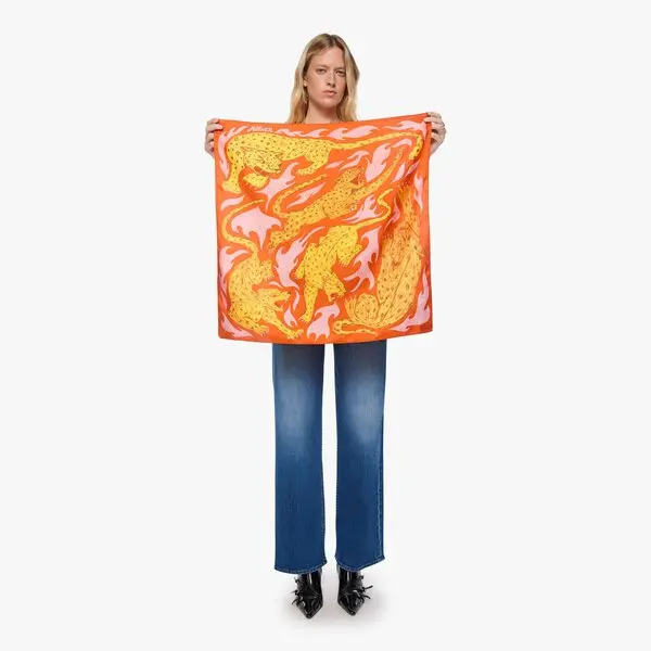 MOTHER The Scarf It Down Flaming Hot Cheetahs