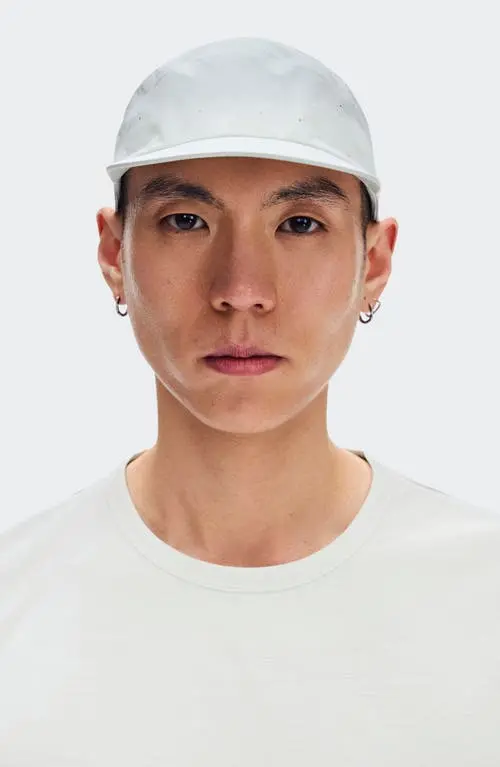 On Zero X Post Archive Facti Baseball Cap - Ice