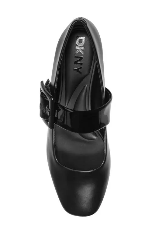 Dkny Deyvonn Flat With Buckle Strap - Black