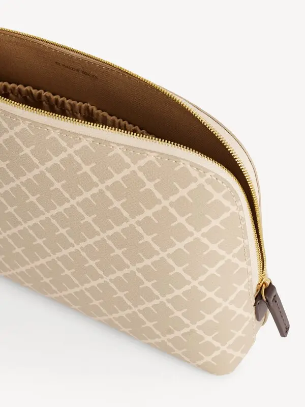 BY MALENE BIRGER Bae Medium Cosmetics Case - Feather