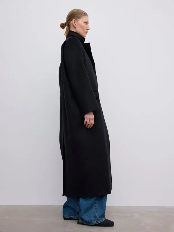 HOUSE OF DAGMAR 100% Cashmere Coat