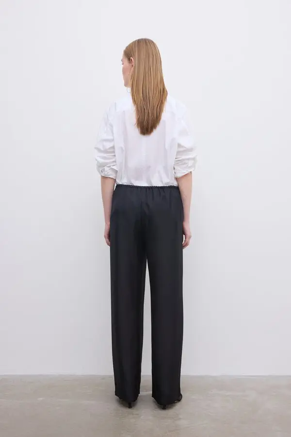 HOUSE OF DAGMAR Silk Twill Relaxed Trousers With Contrast Piping
