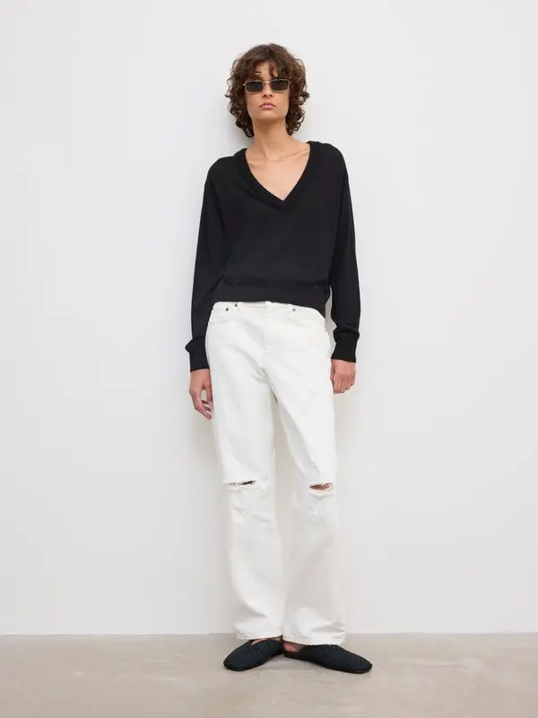 HOUSE OF DAGMAR Cashmere V-neck Jumper - Black