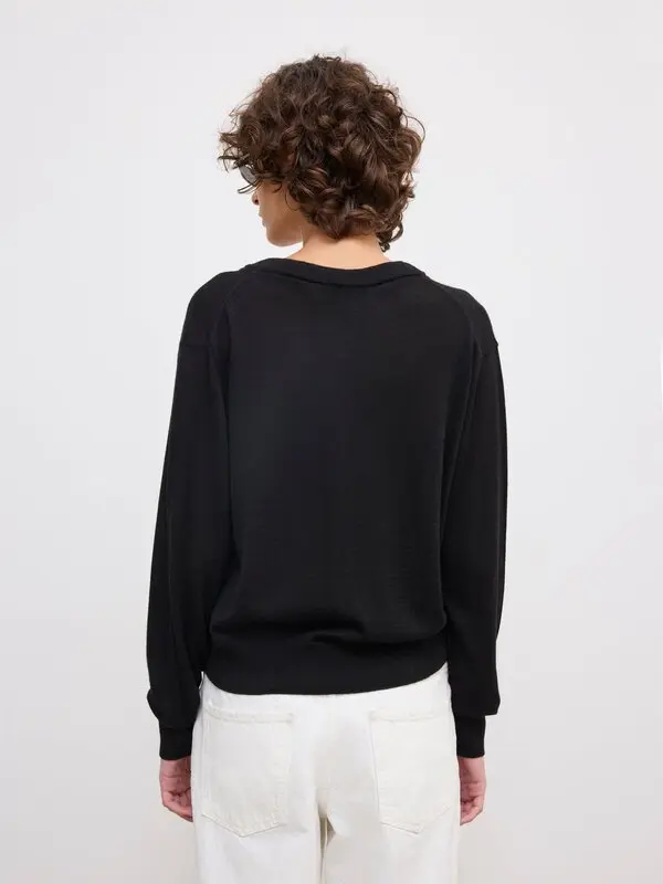 HOUSE OF DAGMAR Cashmere V-neck Jumper - Black