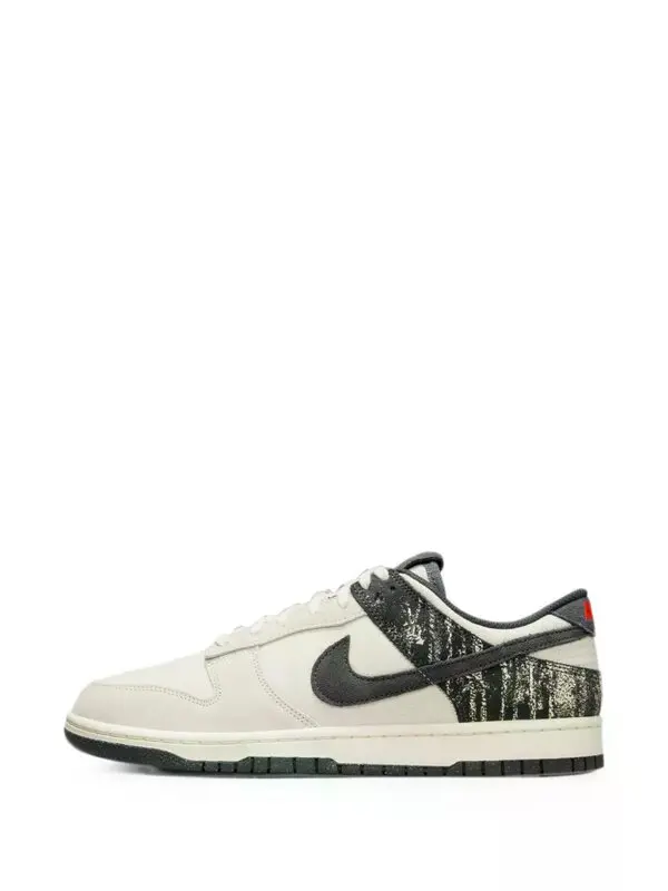 Nike Dunk Low Retro Se Sneakers