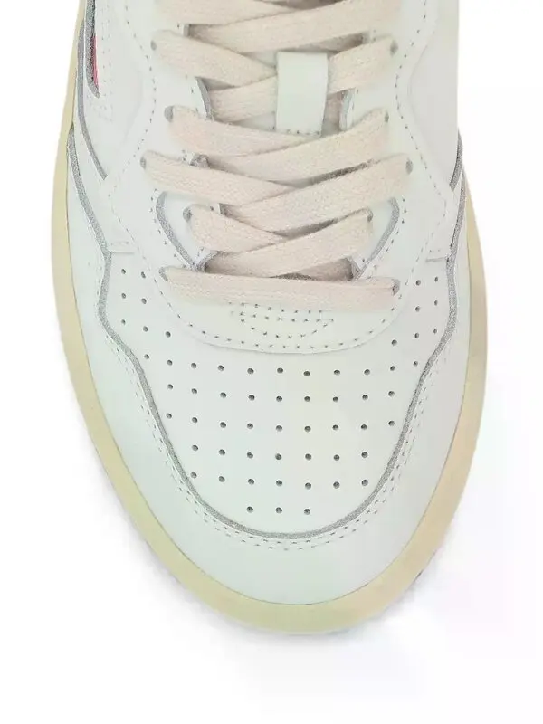 AUTRY Medalist Perforated Leather Sneakers