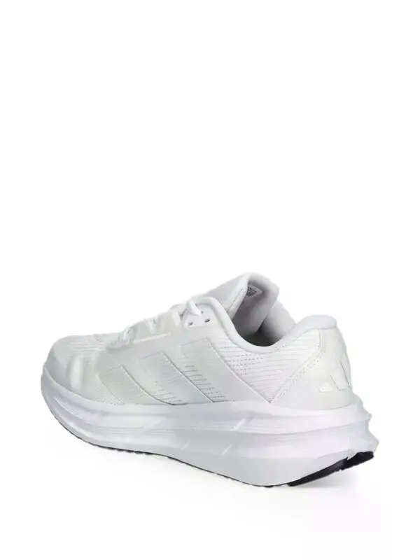 Adidas Questar 3 Sneakers
