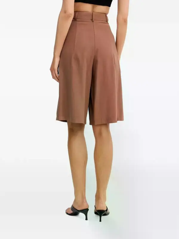 VICOLO Pleated Tailored Shorts