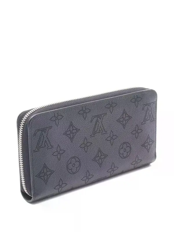LOUIS VUITTON 2021s Zippy Mahina-leather Wallet
