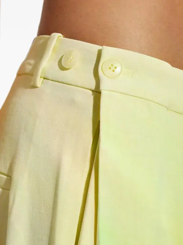 GESTUZ Gzcia Pleated Shorts