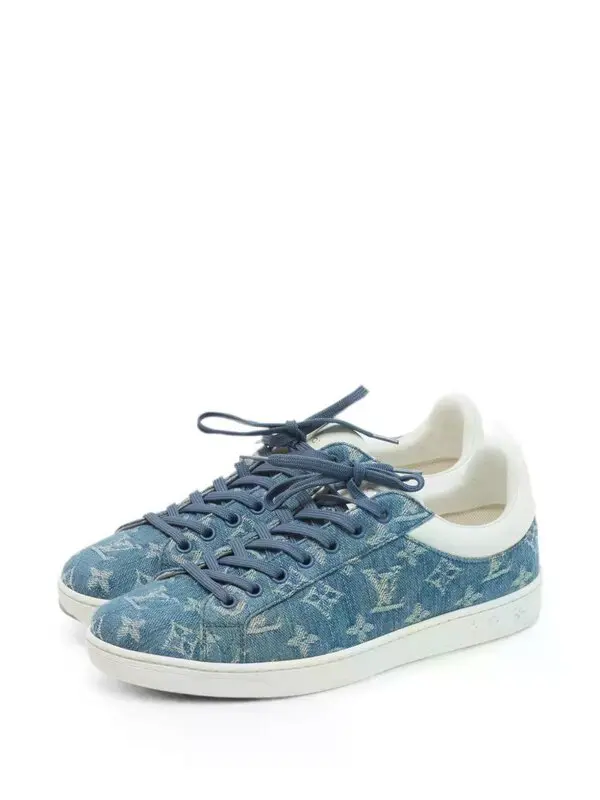 LOUIS VUITTON Frontrow Monogram Sneakers