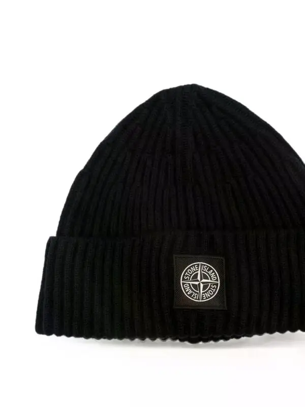 Stone Island Logo-patch Ribbed-knit Beanie Hat