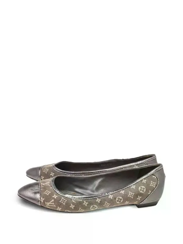 LOUIS VUITTON Cap-toe Ballet Flats - Grey