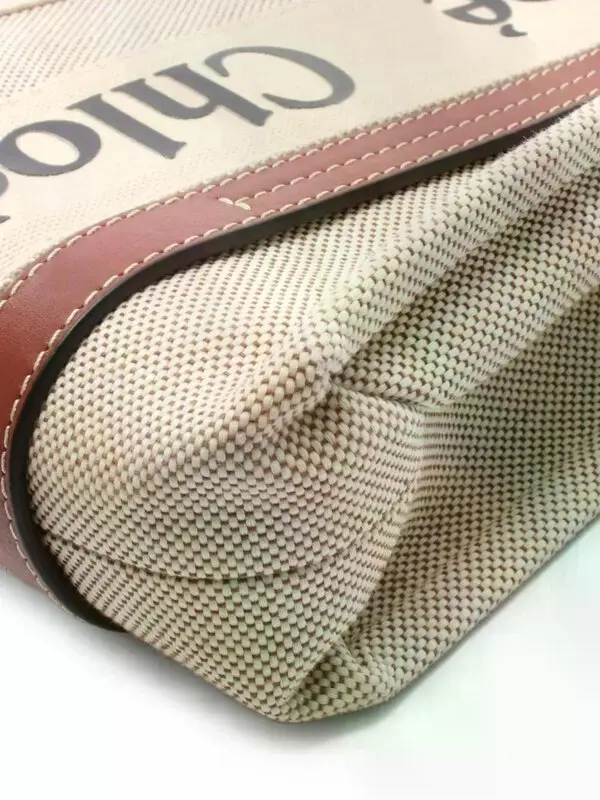 Chloé Small Woody Handbag