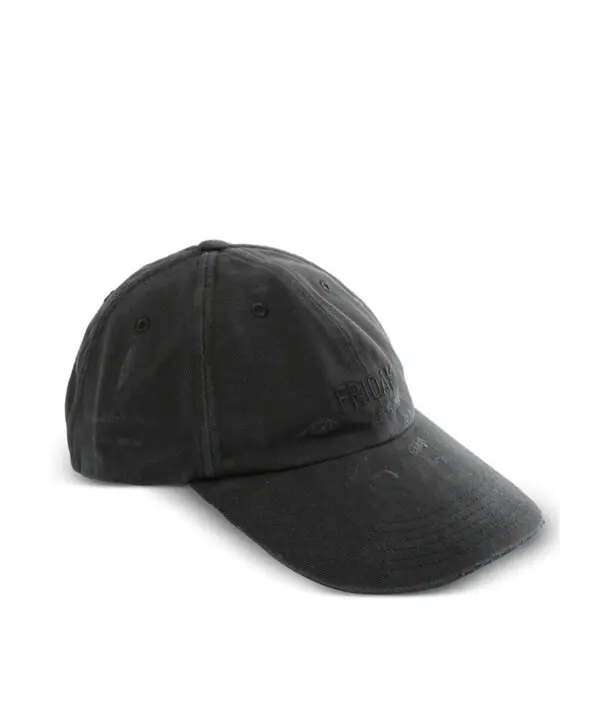 Vetements Embroidered Letter Baseball Cap