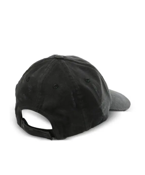 Vetements Embroidered Letter Baseball Cap