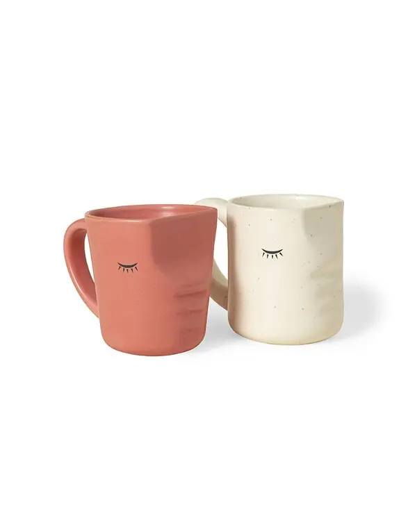 UNCOMMON GOODS The Kissing Mugs - Red