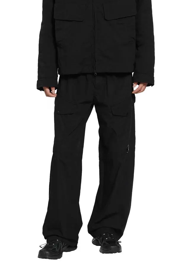 C.P. COMPANY Micro Reps Cargo Pants - Black