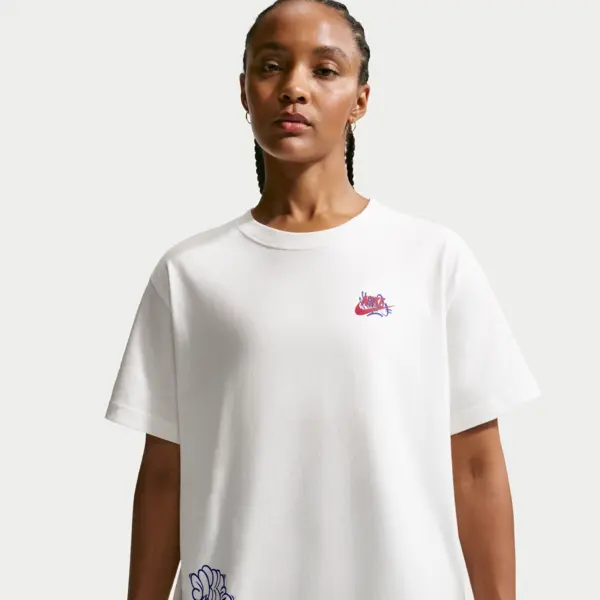 Nike Sportswear Classic Oversized T-shirt - White