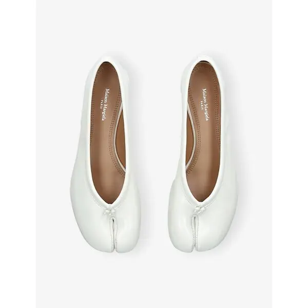 MAISON MARGIELA Tabi Ballerina Leather Ballet Flats - White