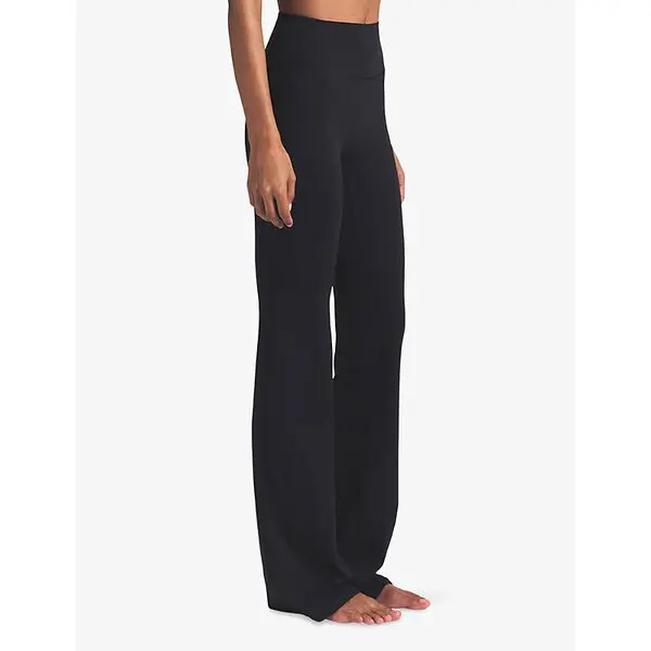 NIKESKIMS Matte High-waisted Slim-flared Workout Leggings