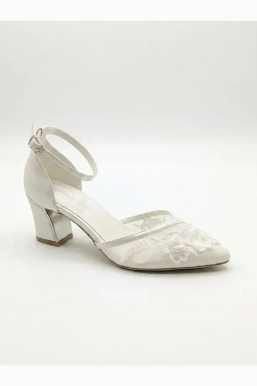 FOREVER & ALWAYS SHOES Viona Lace Bridal Pump - Ivory
