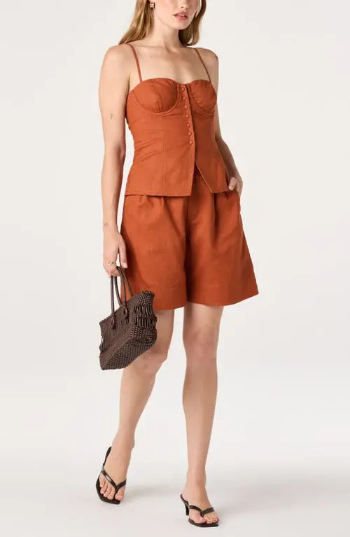 Astr The Label Koda Pleated Linen Blend Shorts