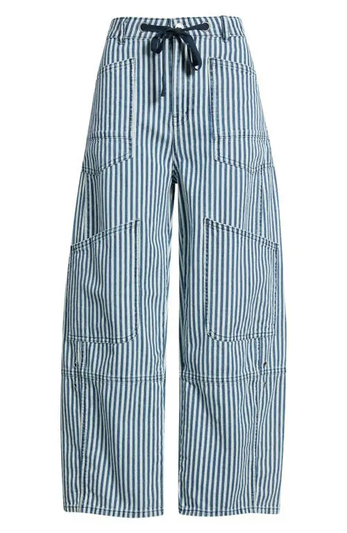 TRACTR Cropped Cargo Pants With Drawstring Waist