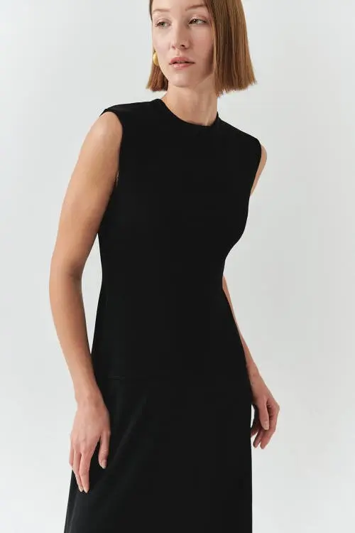 EXQUISE Hadlee Midi Dress - Black