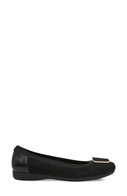 Anne Klein Uliana Flat
