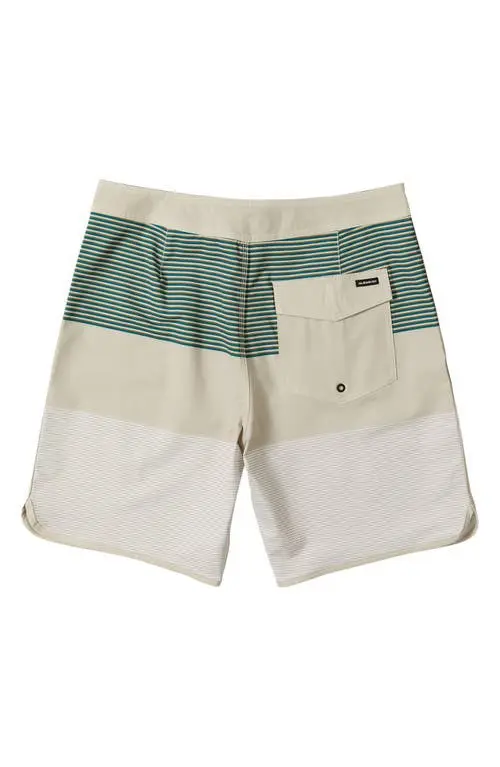 Quiksilver Tijuana 19 Board Shorts - Peyote