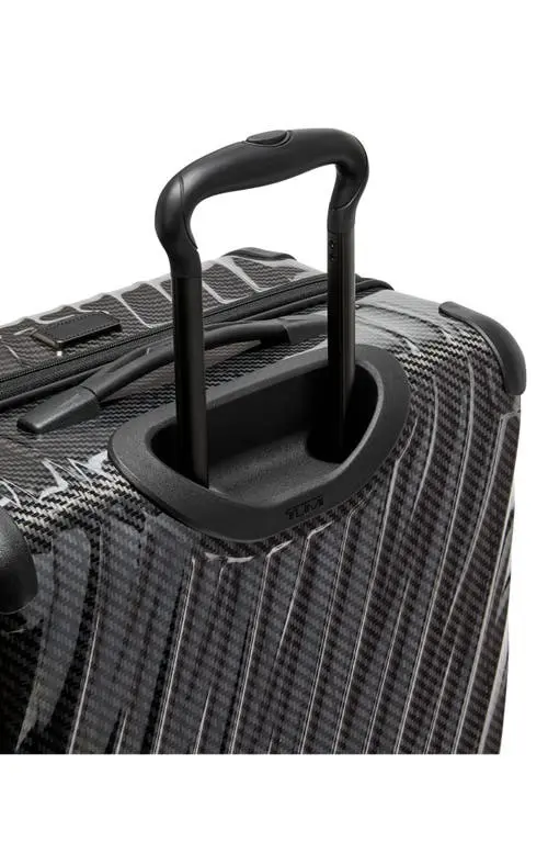 Tumi Short Trip Hardside Spinner Suitcase - Black/graphite