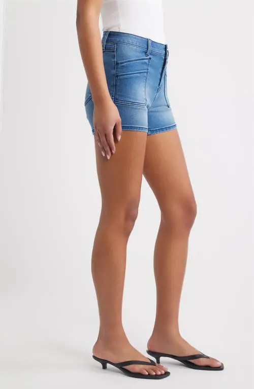 1822 Denim Butter Front Pocket Shorts