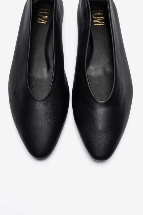 FOREVER & ALWAYS SHOES Jenas Leather Ballet Flat - Black