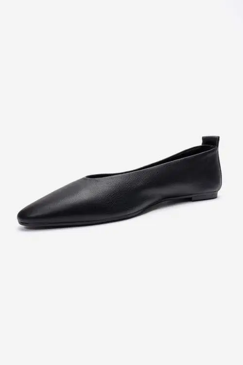 FOREVER & ALWAYS SHOES Jenas Leather Ballet Flat - Black