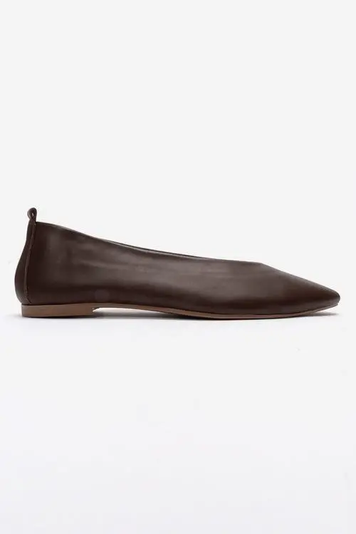 FOREVER & ALWAYS SHOES Jenas Leather Ballet Flat