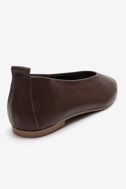 FOREVER & ALWAYS SHOES Jenas Leather Ballet Flat