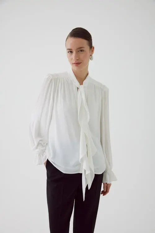 EXQUISE Aramis Chiffon Blouse