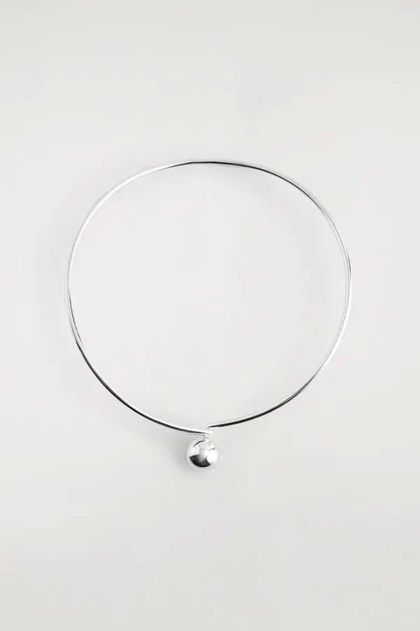 Cos Silver-plated Beaded Cuff Necklace - Silver-colored