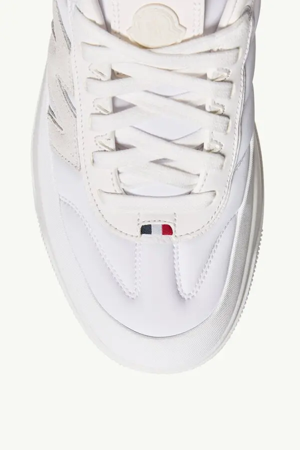 Moncler Altive Low-top Sneakers With Round Toe And Lace-up Fastening - White