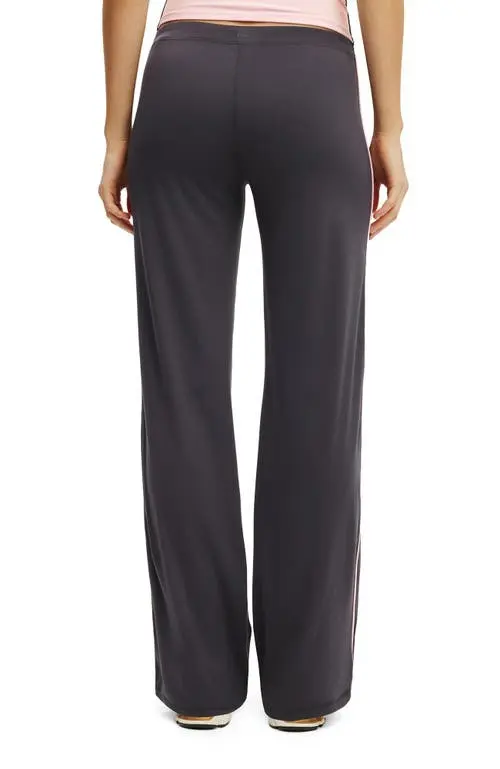 Cotton:on Active Ultra Soft Low Rise Straight Leg Pant - Graphite Cherry Dream