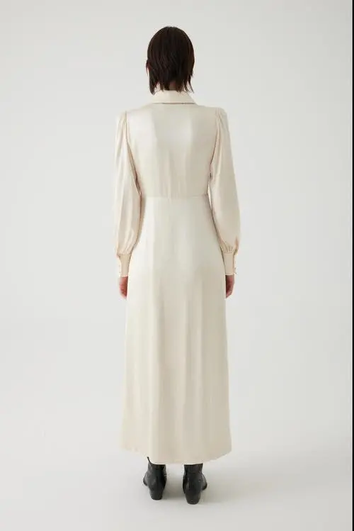 EXQUISE Alivia Midi Dress With Button Detail And Slit - Ecru