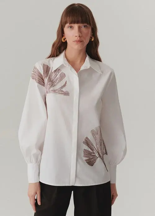 EXQUISE Ayla Floral Stitch Shirt - Ecru