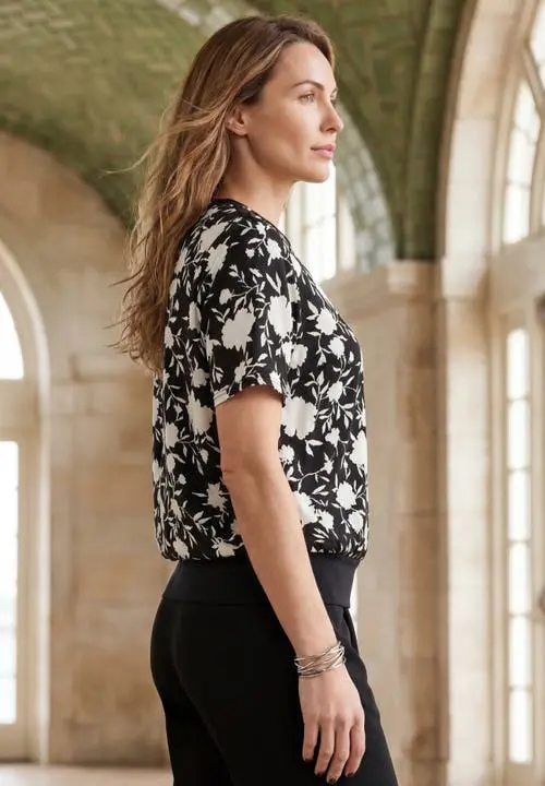JESSICA LONDON Floral Blouson Top With Rib-knit Waistband - Black Bloom