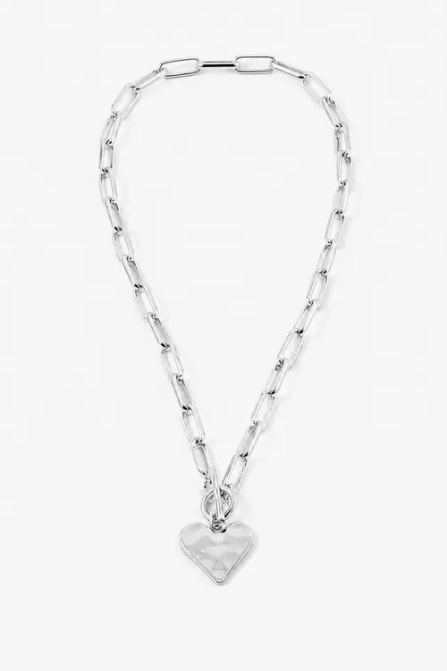 ERIN MCDERMOTT JEWELRY Hammered Heart Toggle Necklace - Silver