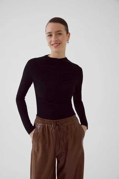 EXQUISE Aglaia Tulle Blouse