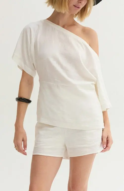 CRESCENT One Shoulder Linen Blend Top - White