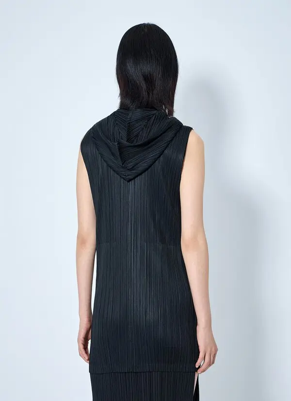 Issey Miyake Sleeveless Hooded Zip-up Top