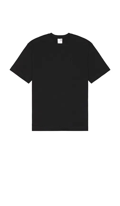 On Club Collective-t In . Also - Black