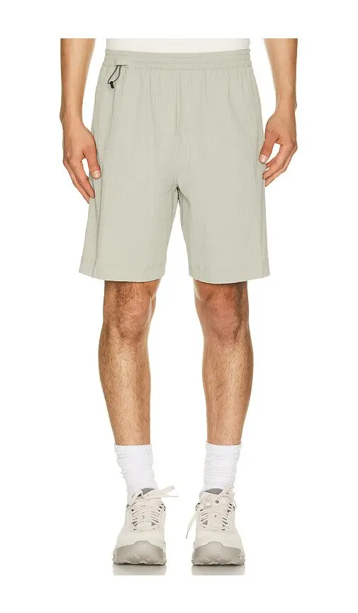 On Courtside Shorts Eaze - Tan